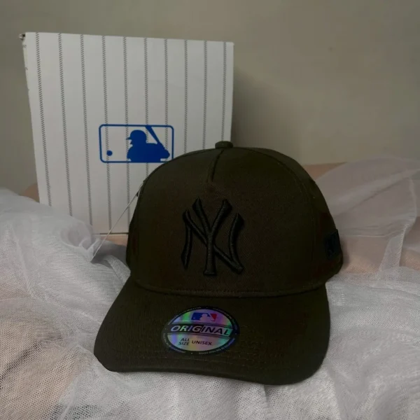 MLB NEW YORK YANKEES CAP ARMY – Lelangyuk1